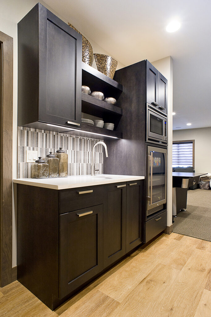 Kitchen Cabinet Storage: Ideas to Maximize Space