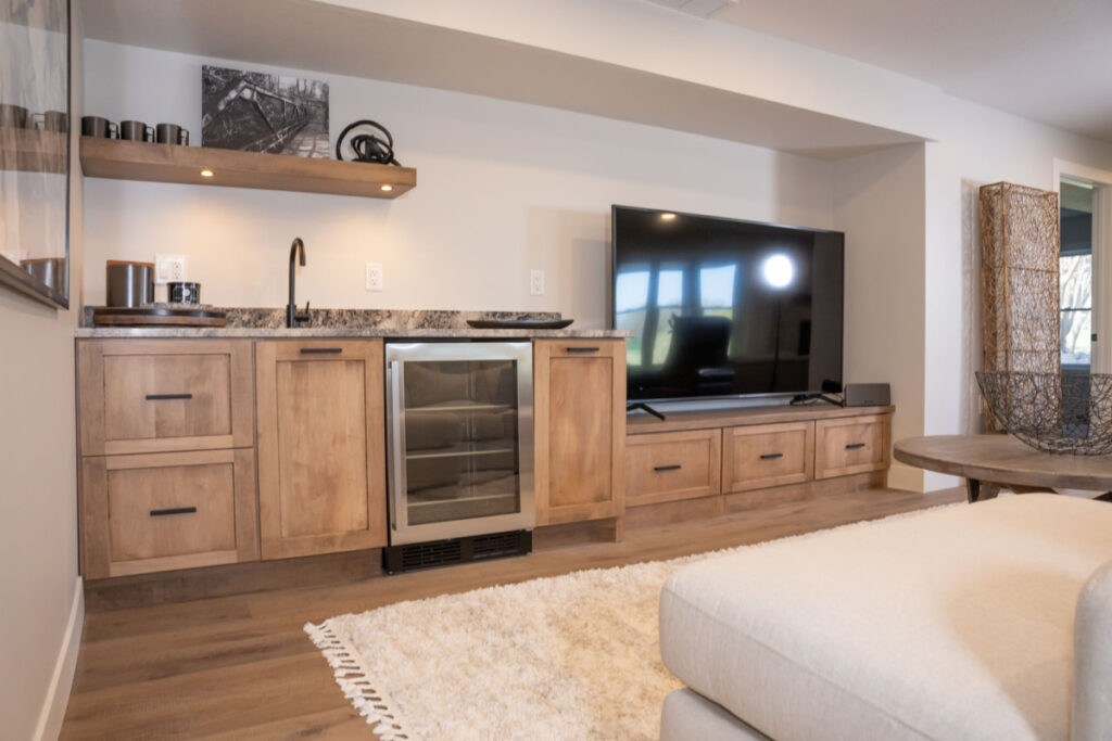 Light & Natural - Showplace Cabinetry