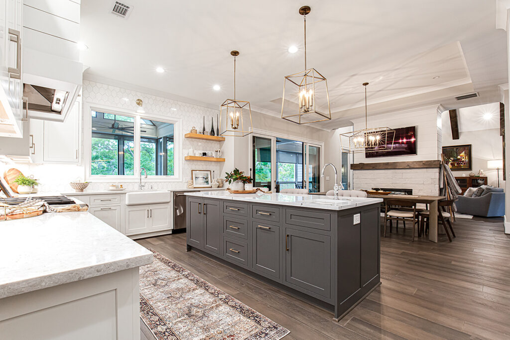 Custom Cabinet Finishes - Showplace Cabinetry