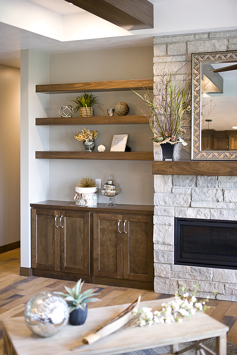 Cherry Wood Stain Interior | Showplace Cabinetry