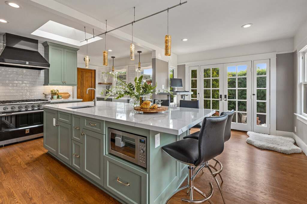 Craftsman Charm - Showplace Cabinetry