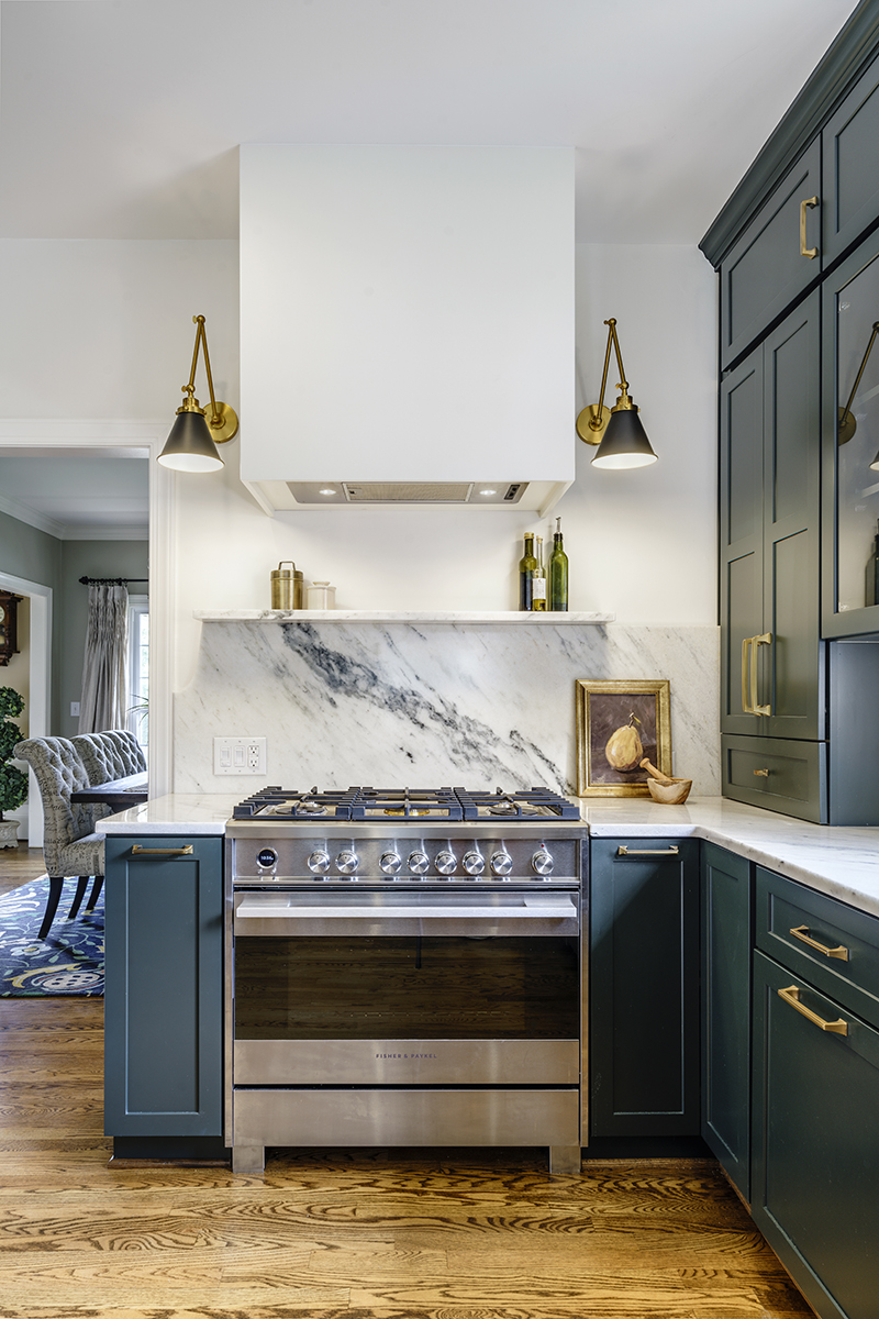 Jasper Kitchen - Showplace Cabinetry