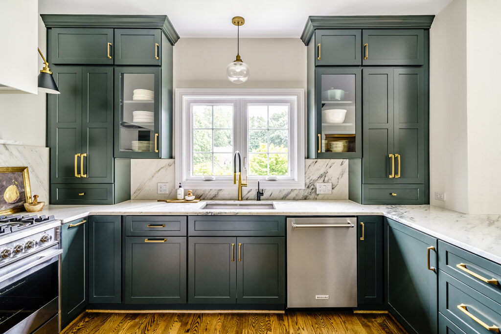 Jasper Kitchen - Showplace Cabinetry