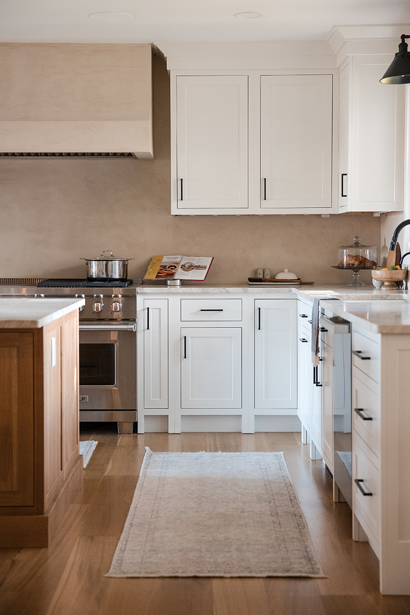 Transitional Style Kitchen - Showplace Cabinetry