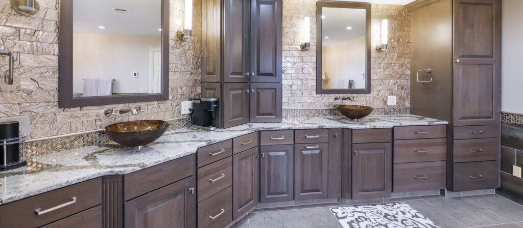 All-Wood Kitchen Cabinets | Showplace Cabinetry