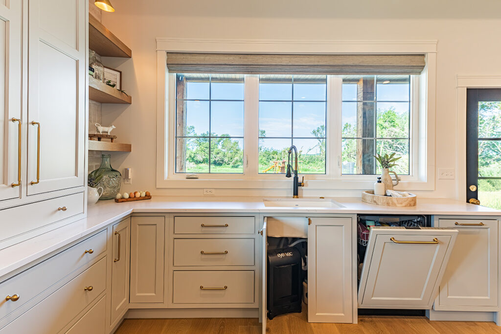 Country Style Kitchen - Homestead Kitchen Design