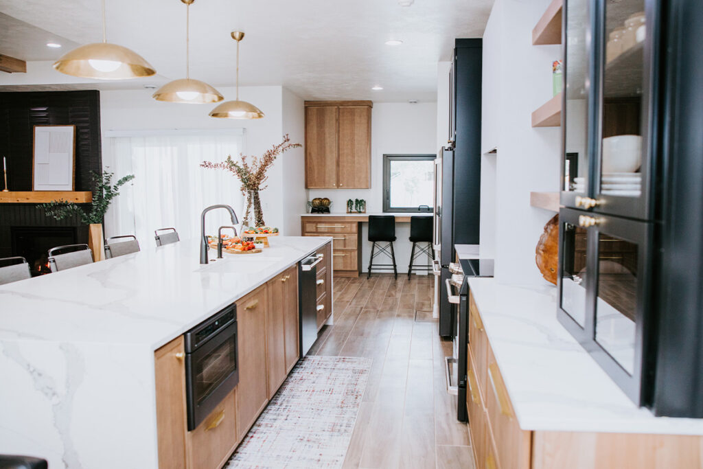 Showplace Cabinetry Appears On Down Home Fab Season 2