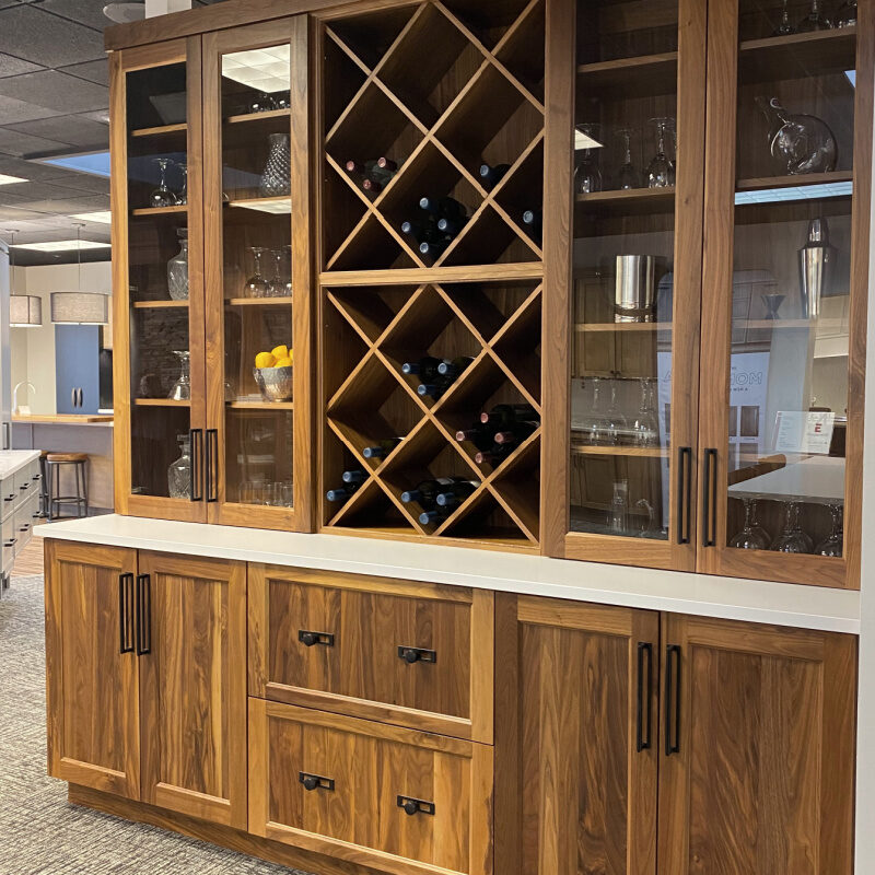 Sioux Falls Bar Showroom Display - Showplace Cabinetry