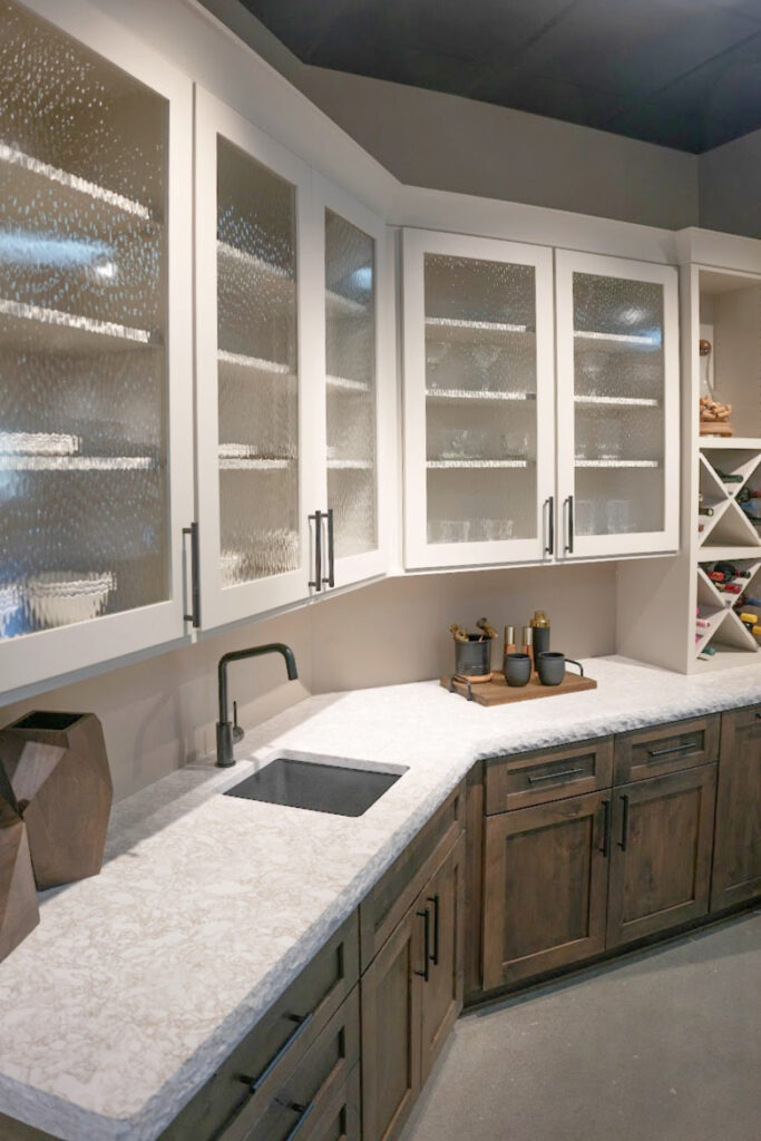 Accessible Beige and Tawny Bar Showroom Display