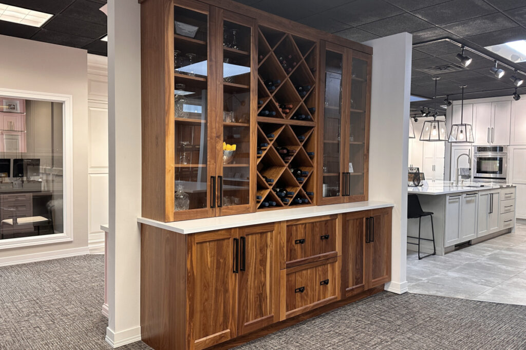 Sioux Falls Bar Showroom Display - Showplace Cabinetry