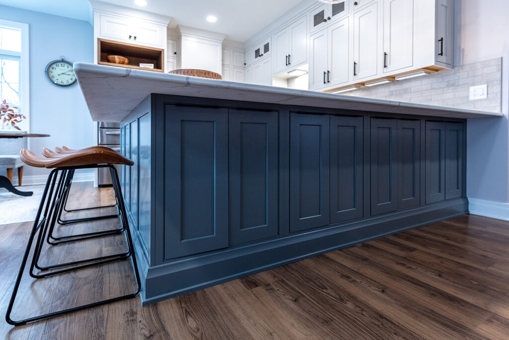 Modern Inset Kitchen - Showplace Cabinetry