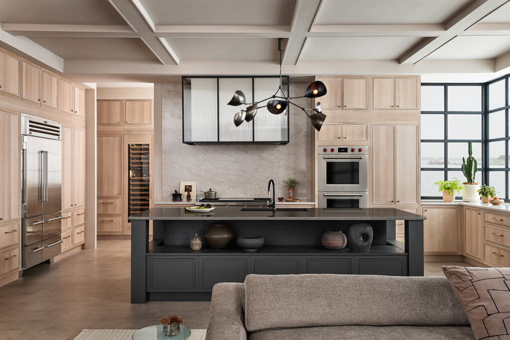 Best Painted Cabinet Wood: Rustic Alder, Red Oak, Paint-Grade
