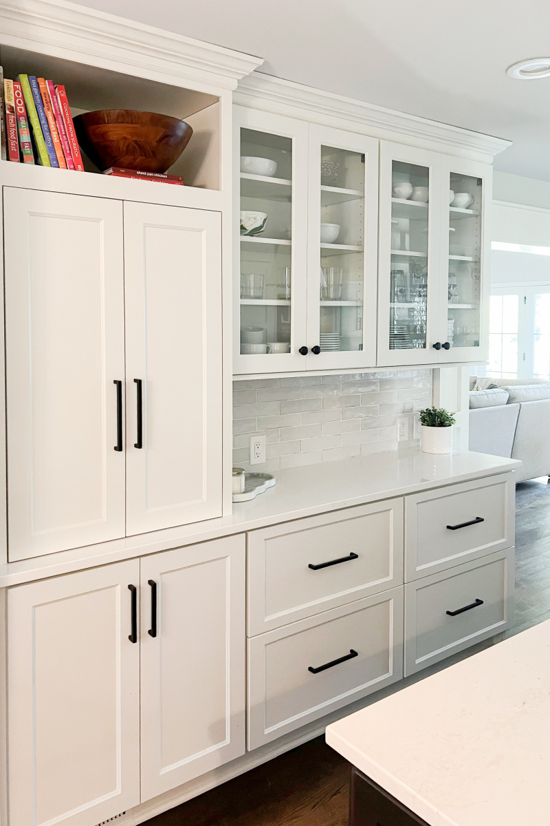 All White Contemporary Kitchen for Entertaining