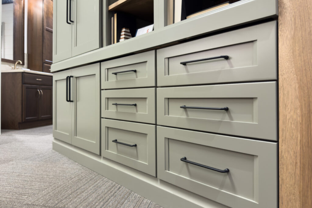 Wren Showroom Display - Showplace Cabinetry