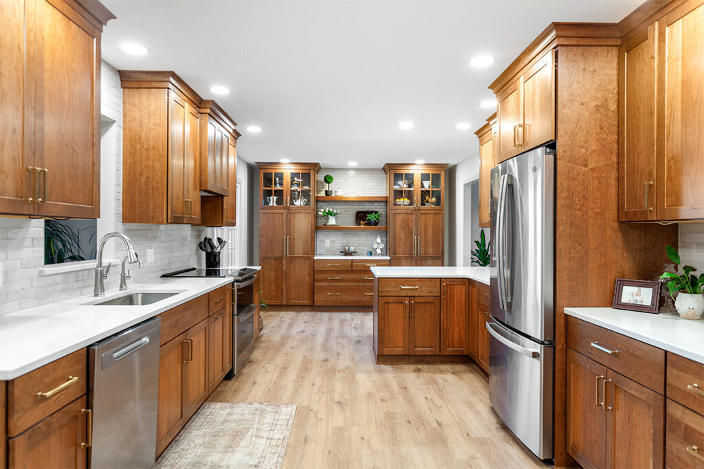 Contemporary Kitchen Redesign With Full Overlay Cabinets