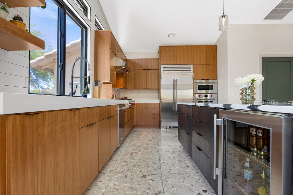 Frameless Cherry Kitchen Cabinets - Showplace Cabinetry